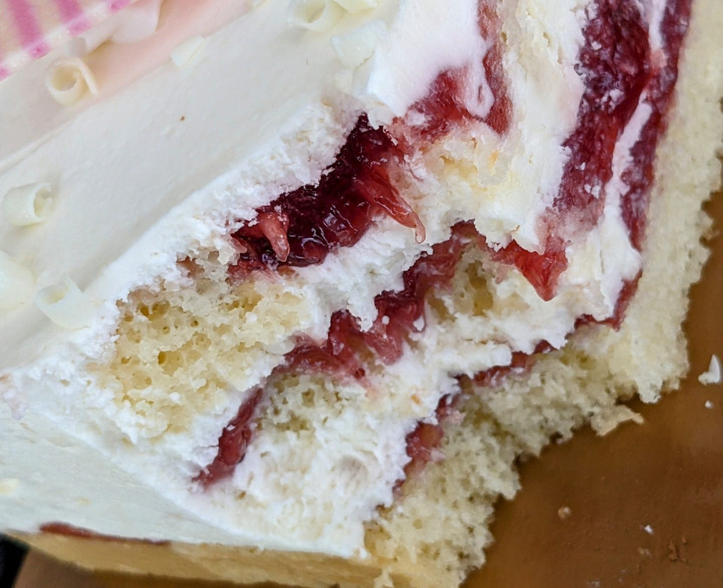 Costco Tuxedo Cake (Kirkland) Review • Snarkle-Sauce on Wry