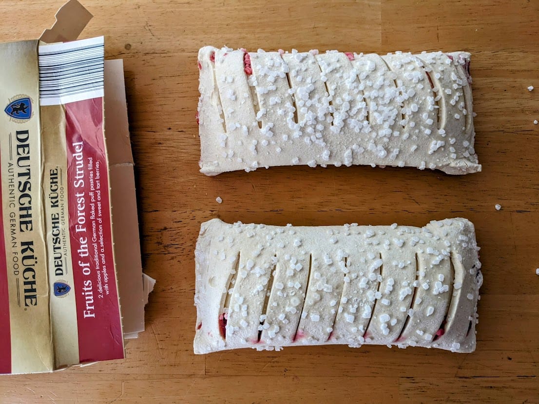 Aldi Fruits of the Forest Strudel Review • Snarkle-Sauce on Wry