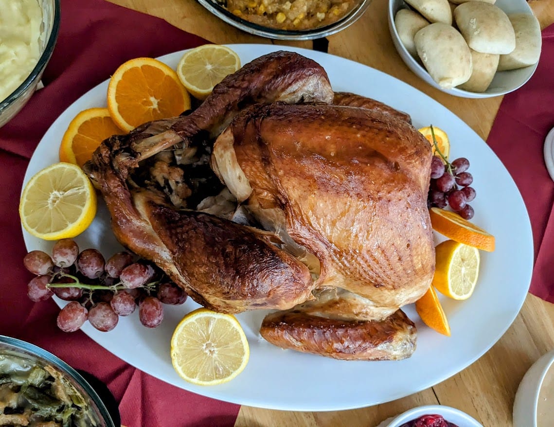 Publix Heat & Serve Turkey Dinner Review • Snarkle-Sauce on Wry