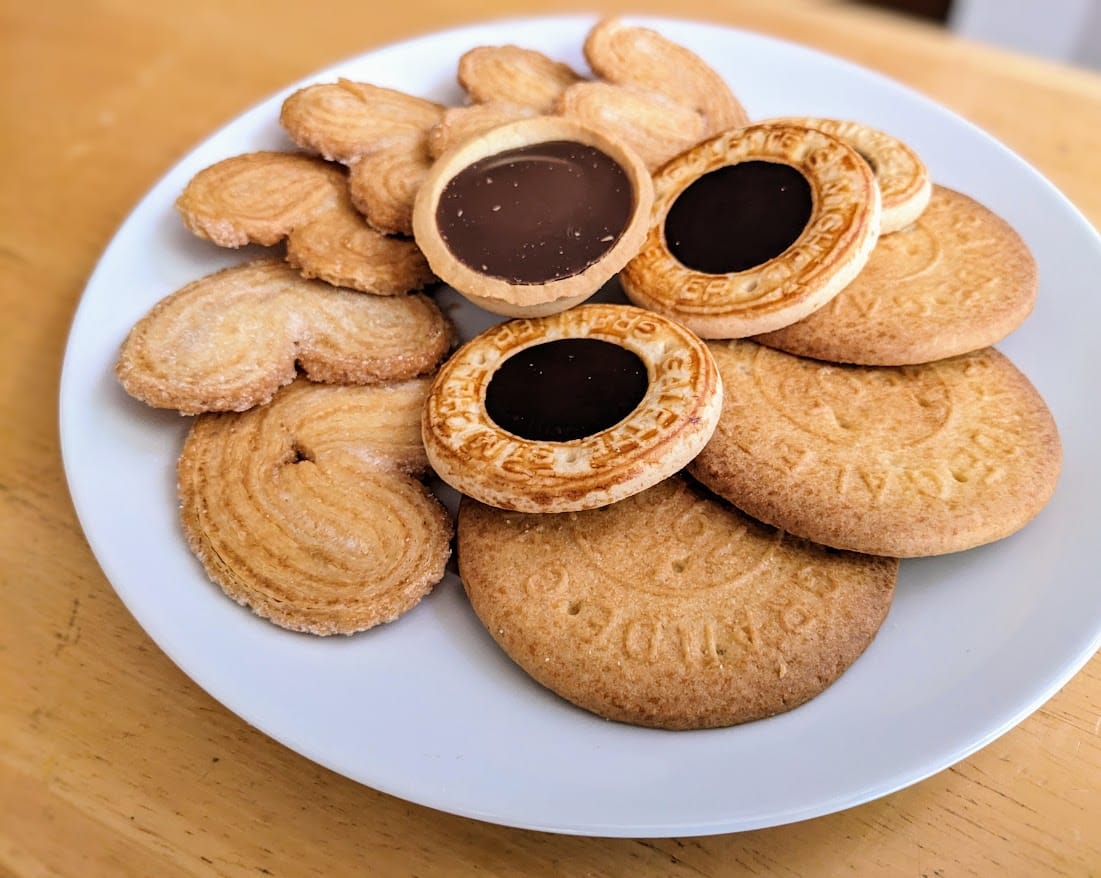 St Michel French Butter Cookies Review • Snarkle-Sauce on Wry