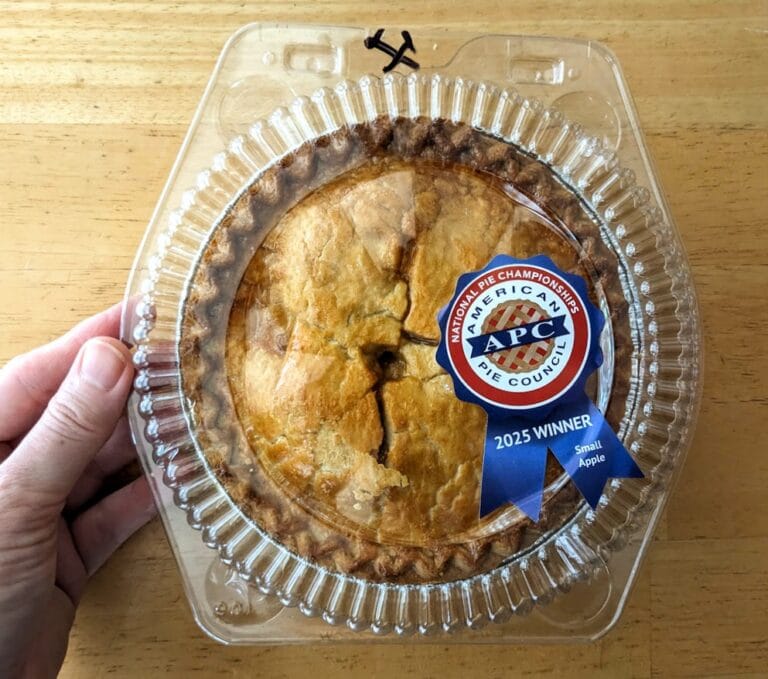 Publix Apple Pie Review • Snarkle-Sauce on Wry